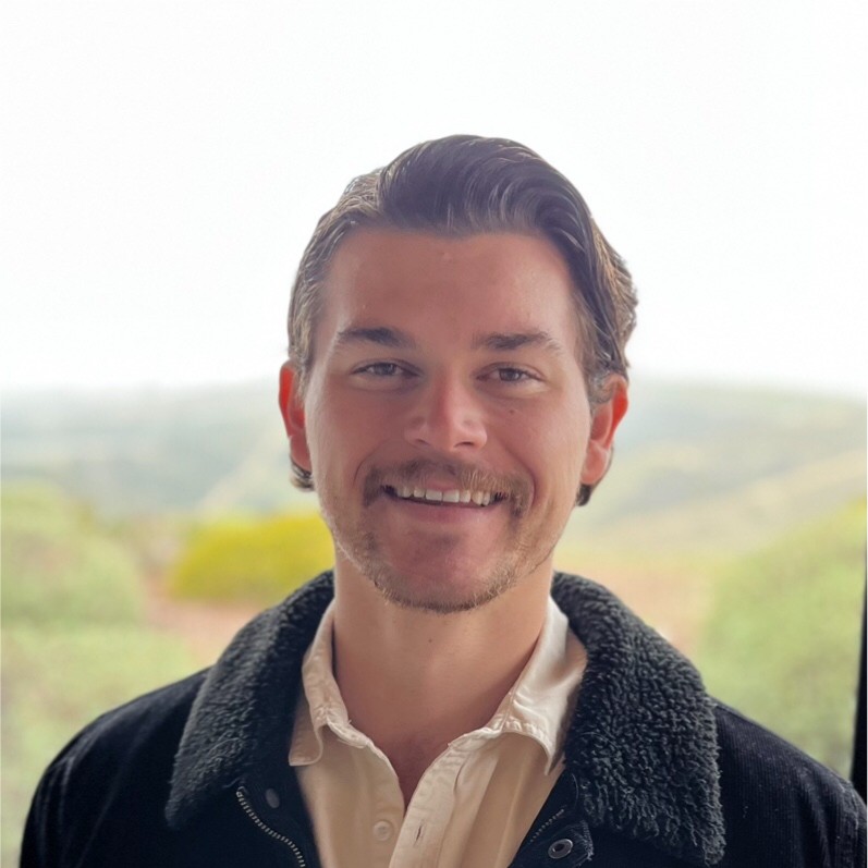 About Us - Bravante Vineyards